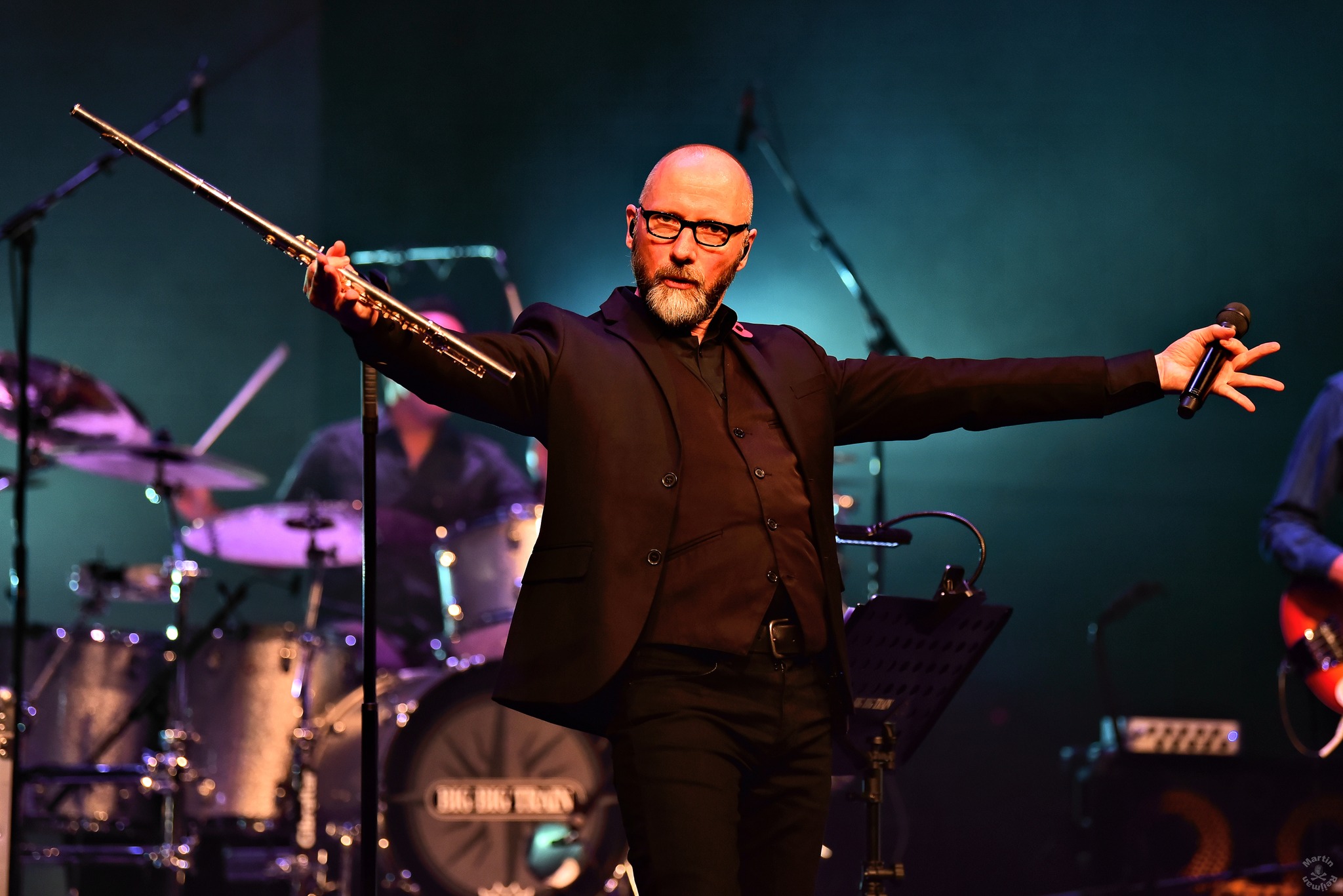 A personal tribute to David Longdon – Progarchy